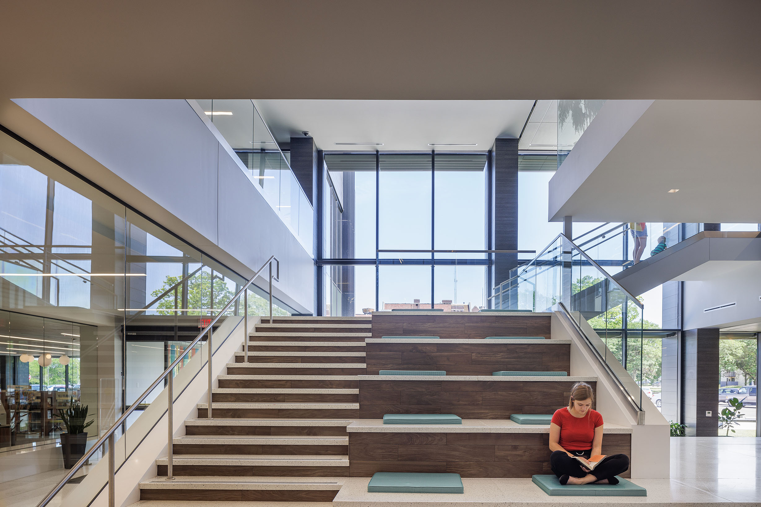 Gloria Coles Flint Public Library - OPN Architects
